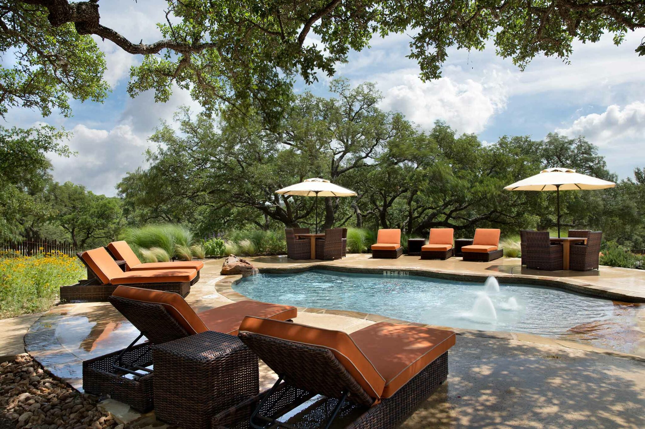 Photo Gallery: Commercial Pools - Pebble Technology International
