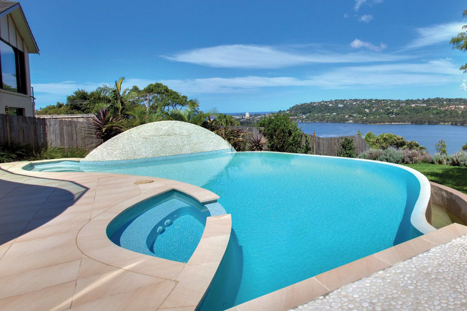 PebbleSheen: Arctic White - Light Blue Water Color